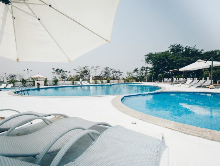 CV Lodge & Spa – LNL – Where to Dine, Drink & Stay in Angola