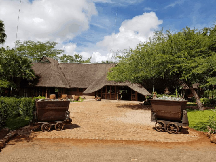 Os 14 melhores bares de Luanda neste momento – LNL – Where to Dine ...