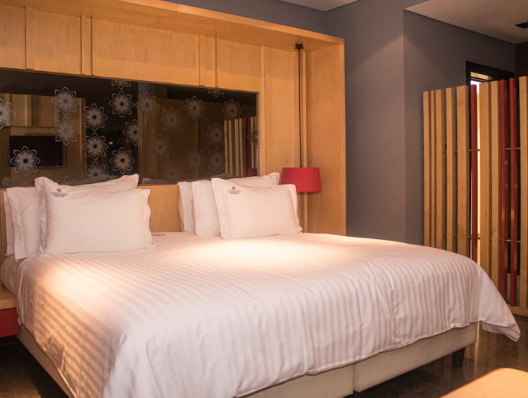 CV Lodge & Spa – LNL – Where to Dine, Drink & Stay in Angola